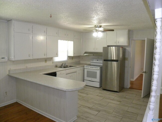 1468 Jeff Rd NW, Huntsville, AL 35806 - House Rental in Huntsville, AL | Apartments.com