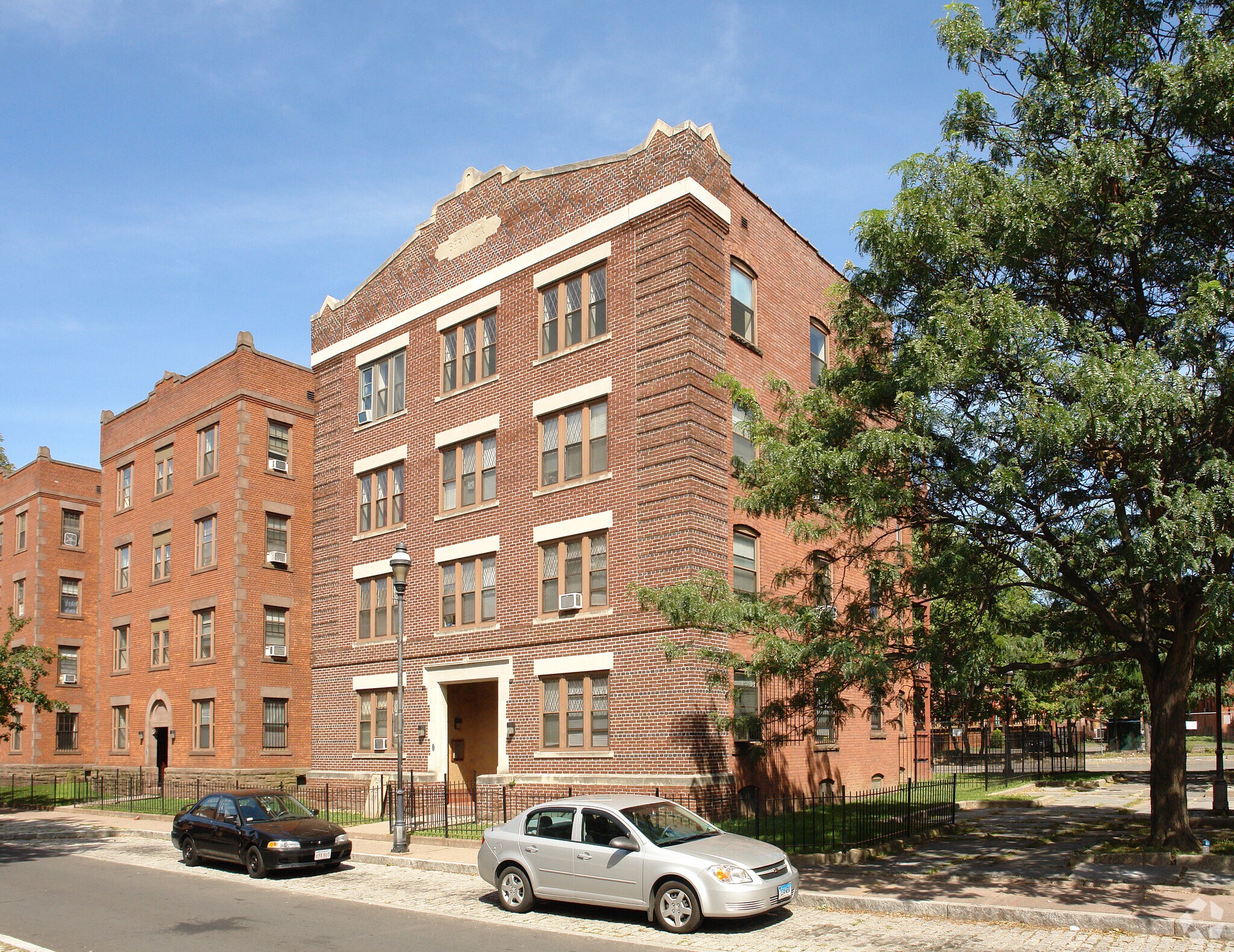 18 Congress St, Hartford, CT 06114 - 18 Congress St Hartford, CT 06114 ...