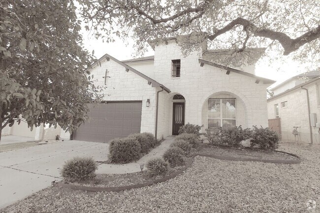Pearson Place Apartments for Rent with a Yard - Austin, TX - Updated ...
