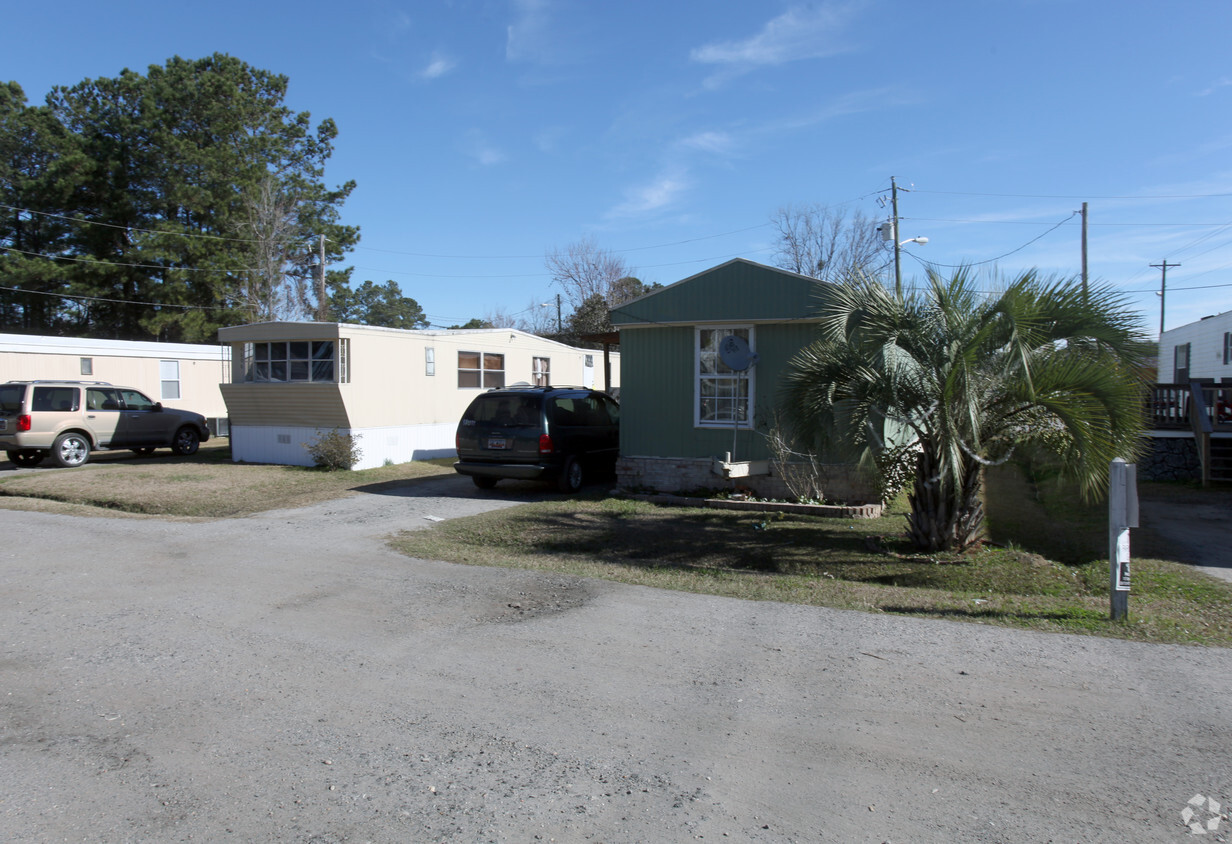 4610 Socastee Blvd Myrtle Beach Sc 29588 Apartments In Myrtle Beach