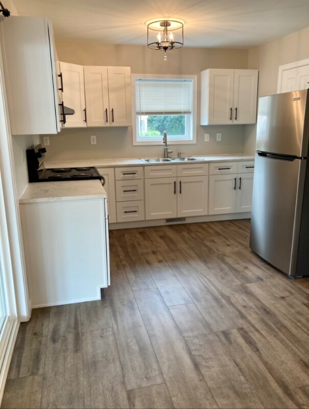 Spring Valley Estates South Apartments for Rent with Hardwood Floors ...