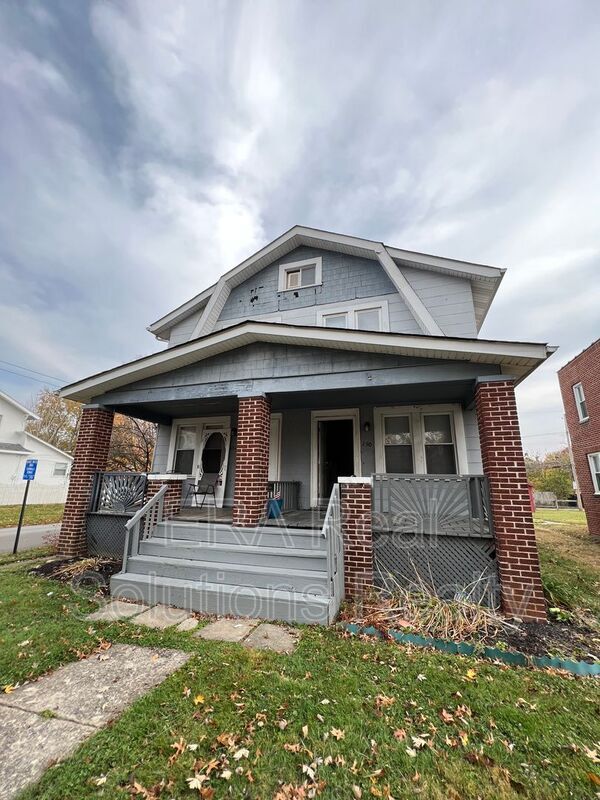 150 N Roys Ave Columbus Oh 43204 House Rental In Columbus Oh