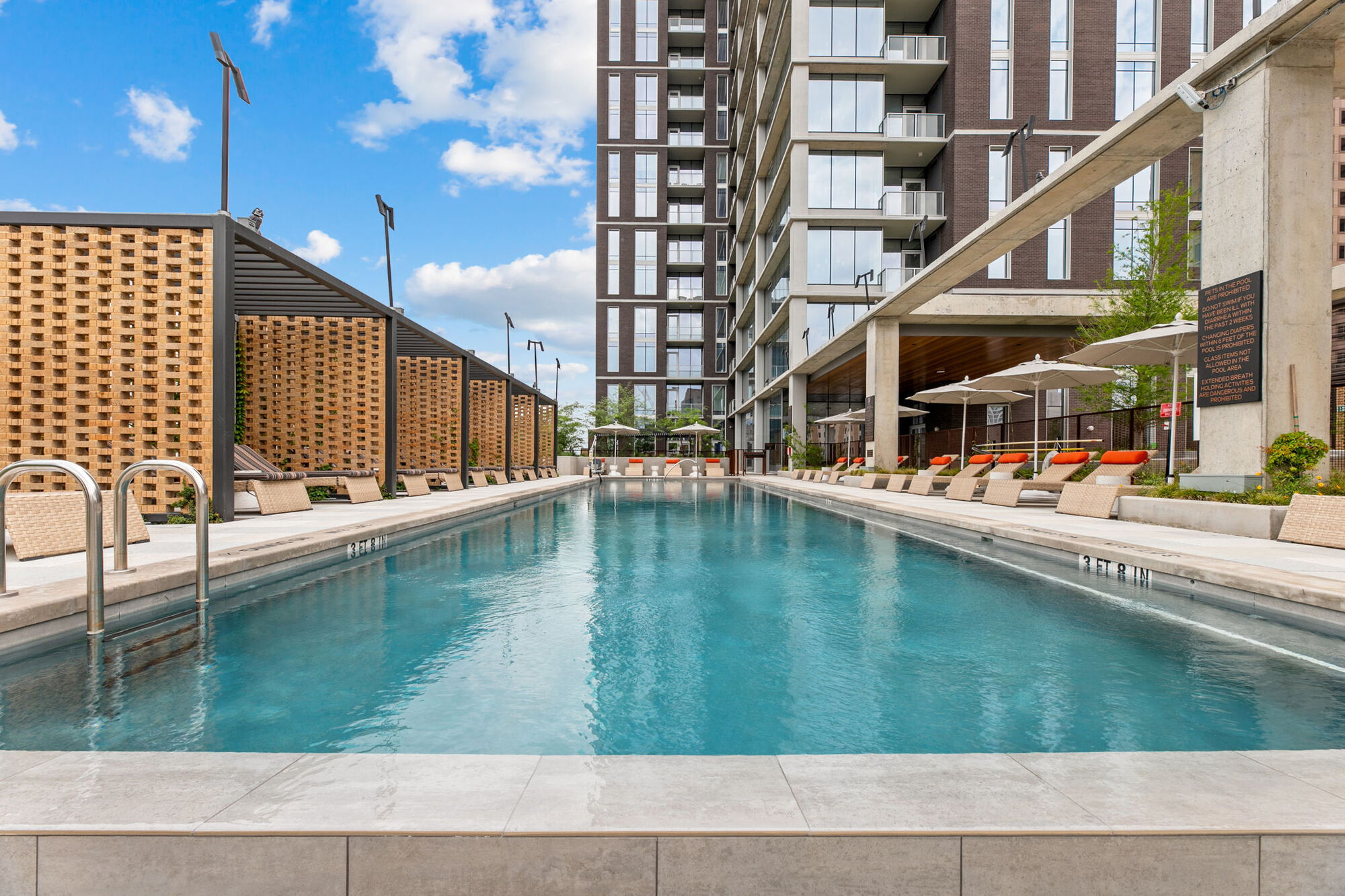 300 Main - 300 N Main Ave San Antonio, TX 78205 | Apartments.com