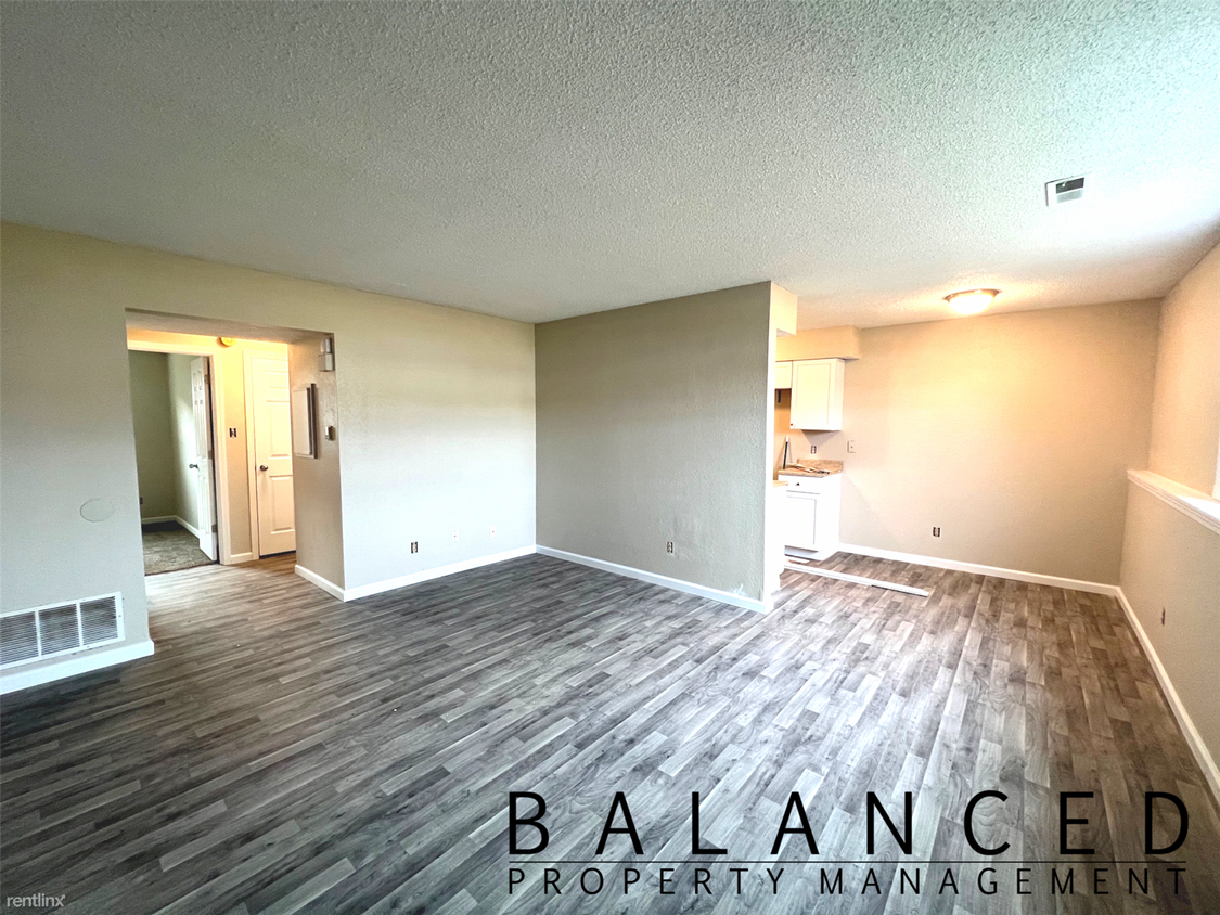 6135 SW 26th Ct, Topeka, KS 66614 - House Rental in Topeka, KS | Apartments.com