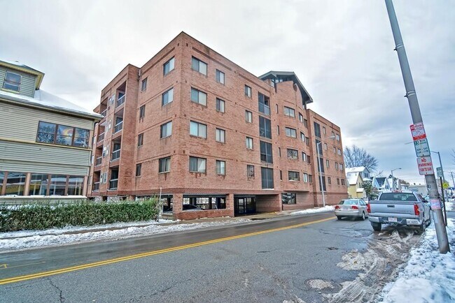 205 Ferry St Unit #203, Everett, MA 02149 - Apartment for Rent in ...