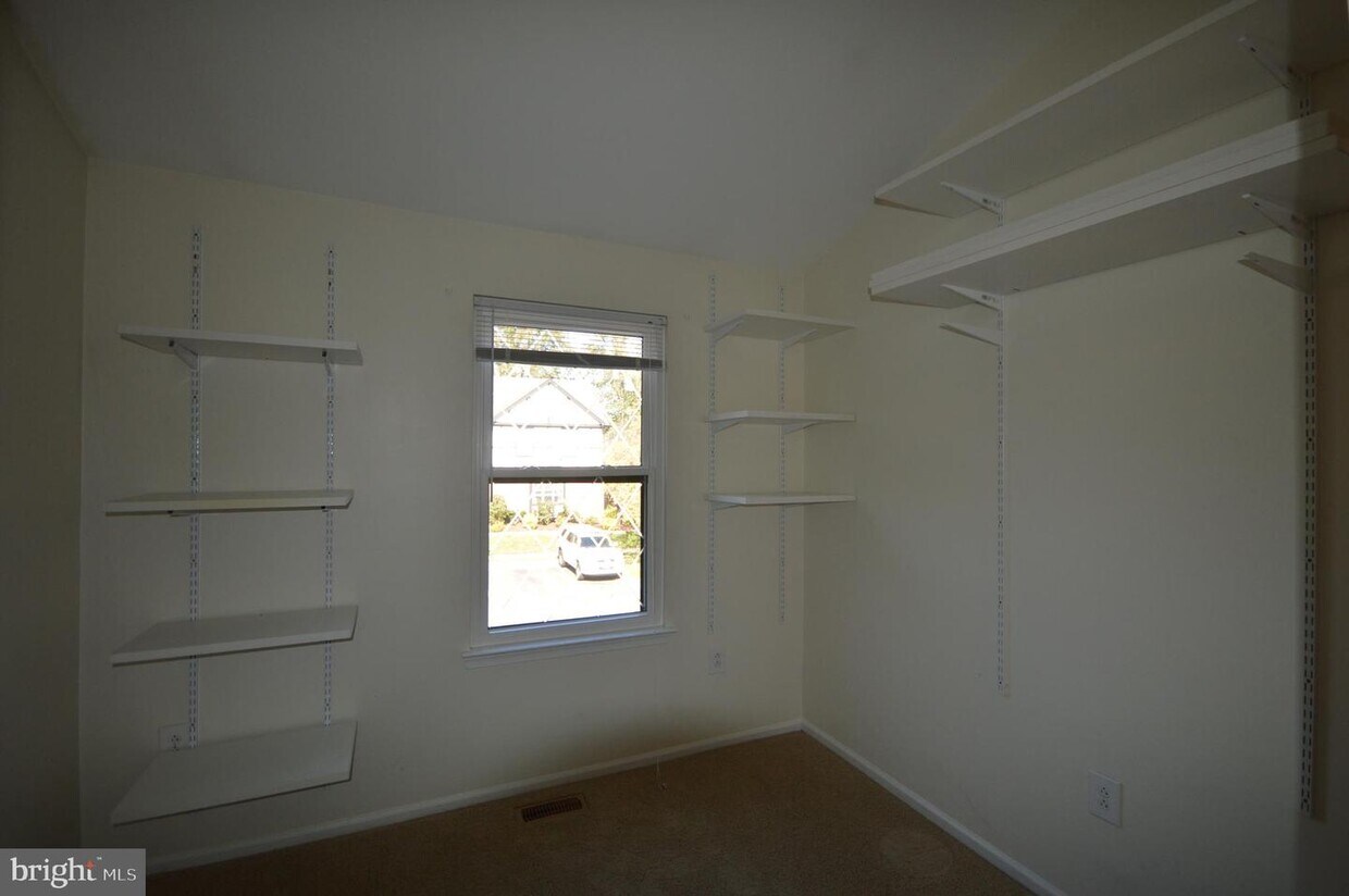 7 Millard Ct, Sterling, VA 20165 - Townhome Rentals in Sterling VA ...