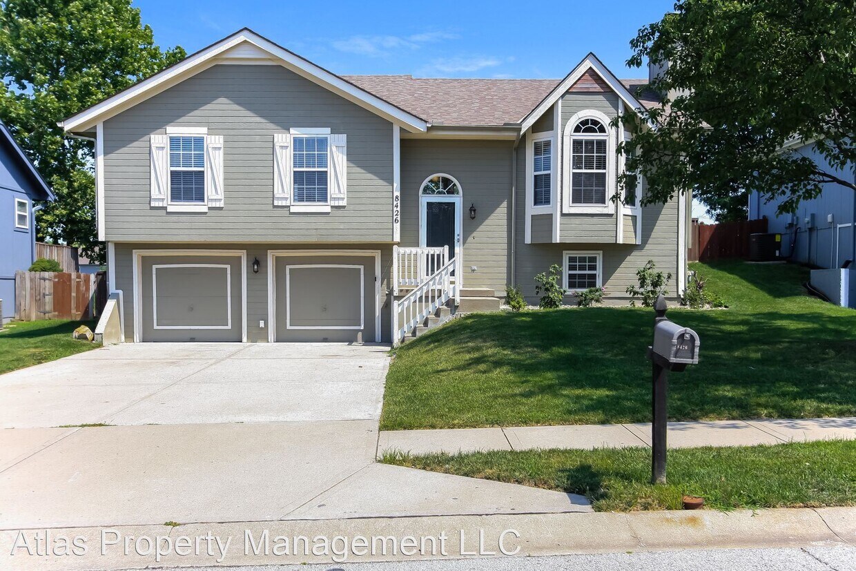 8426 NE 107th Terrace, Kansas City, MO 64157 - House Rental in Kansas ...