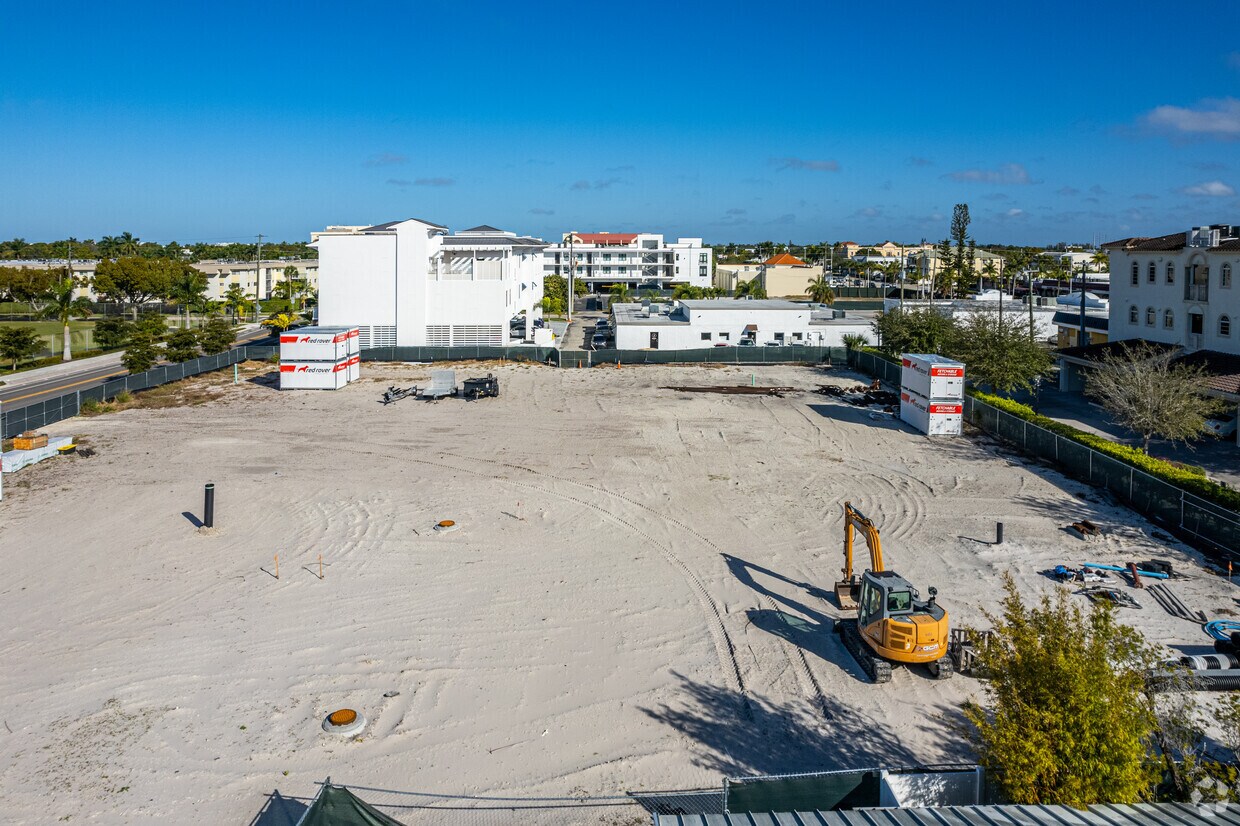 The Mark on 8th - 201 8th St S Naples, FL 34102 | Apartments.com