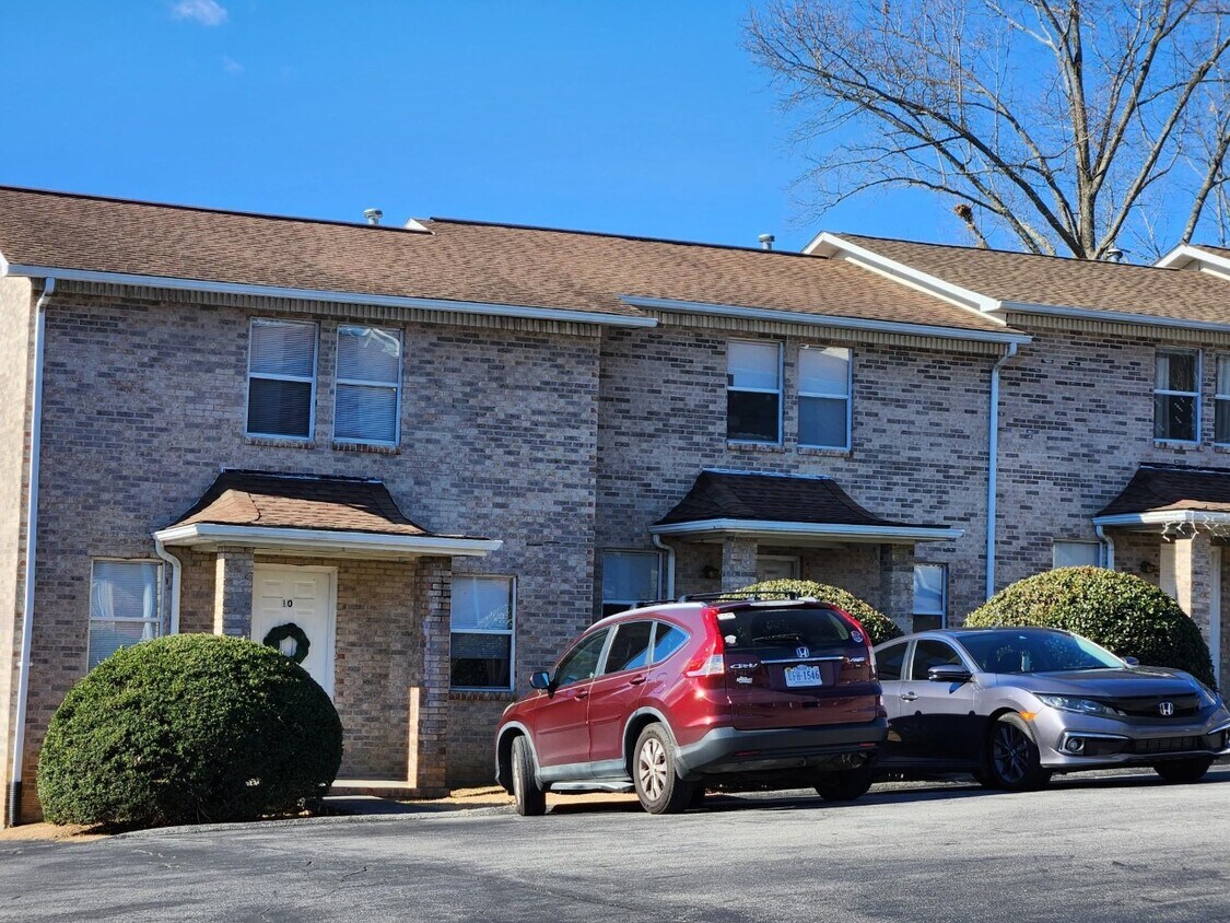 Apex Johnson City - 402 E Mountain View Rd Johnson City, TN ...