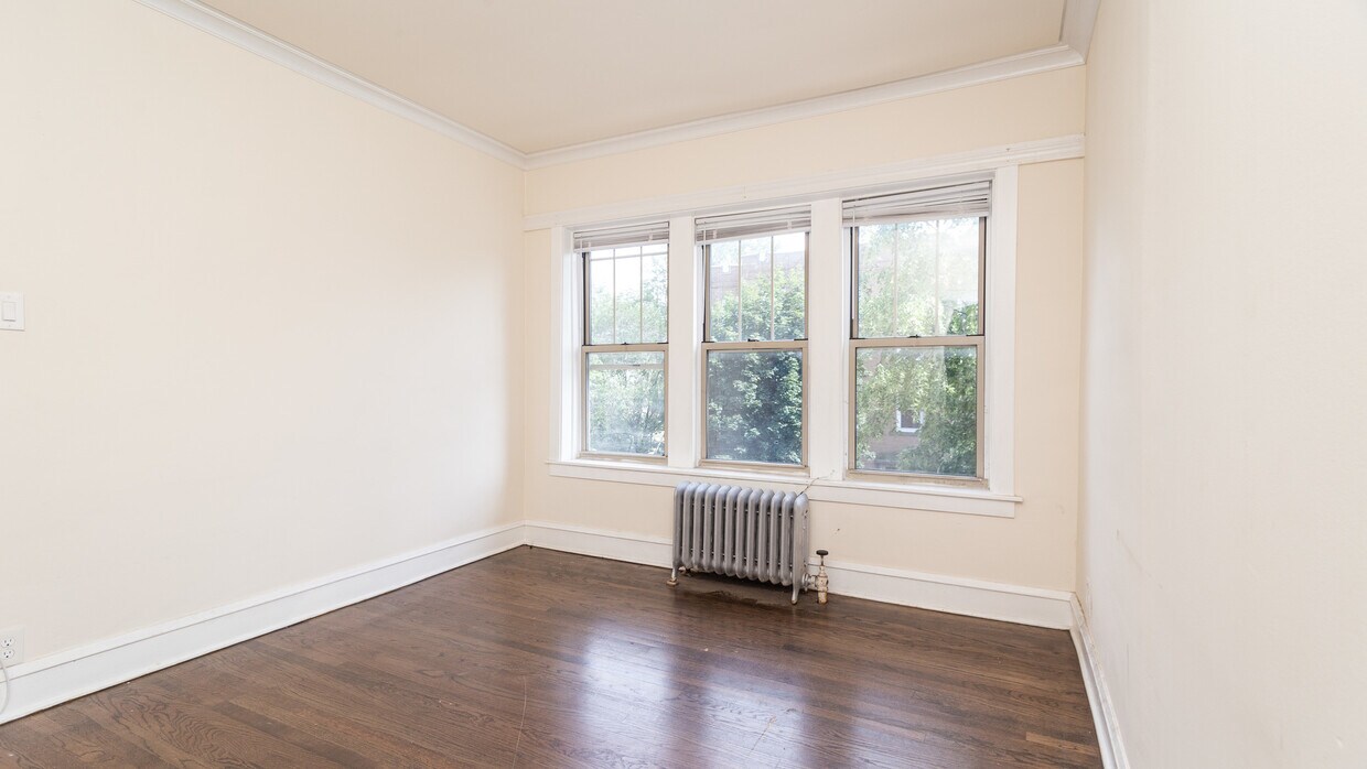 4744 W Roscoe St Unit 2, Chicago, IL 60641 - 4744 W Roscoe St Chicago ...