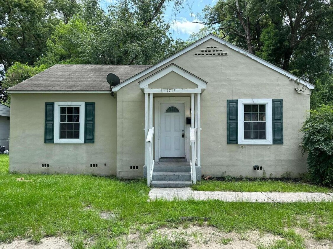 1717 E 39th St, Savannah, GA 31404 - House Rental in Savannah, GA ...