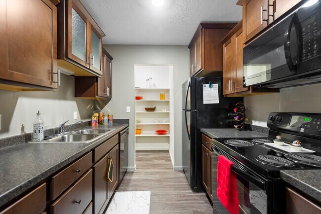 Arbor Glen Apartments - 295 Arbor Glen Dr East Lansing, MI - Apartments ...