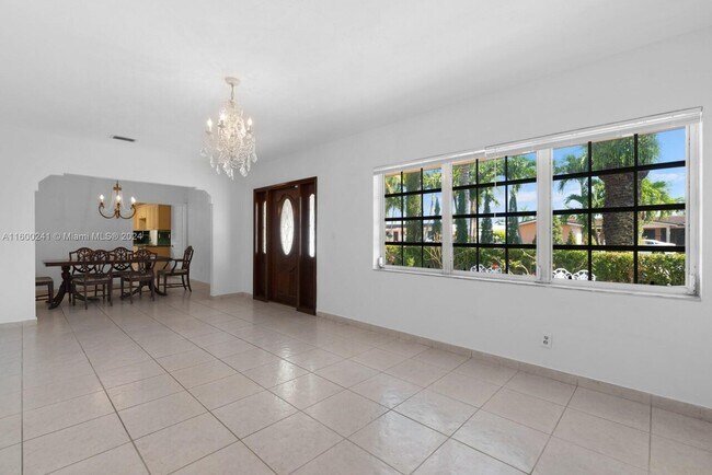 10420 SW 27th St, Miami, FL 33165 - House Rental in Miami, FL ...