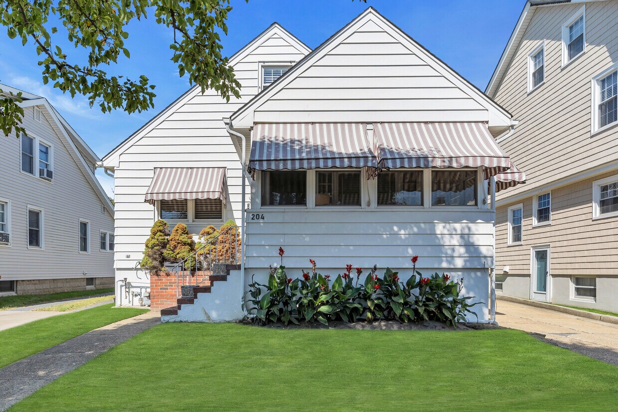 204 18th Ave, Belmar, NJ 07719 - House Rental in Belmar, NJ ...