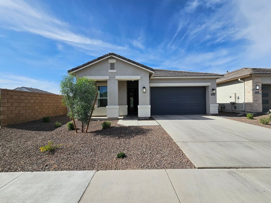 10332 W Harmony Ln, Peoria, AZ 85382 - House Rental in Peoria, AZ ...