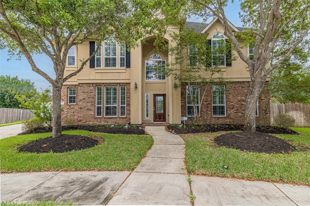 5203 Emerald Trace Ct, Sugar Land, TX 77479 - House Rental in Sugar ...