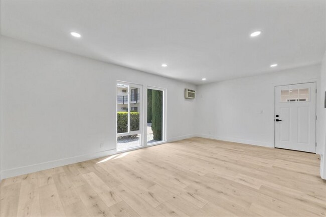 12365 El Rey Pl Unit 1, Garden Grove, CA 92840 - Room for Rent in ...