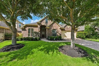 Avalon at Cinco Ranch Apartments for Rent with Hardwood Floors - Katy ...