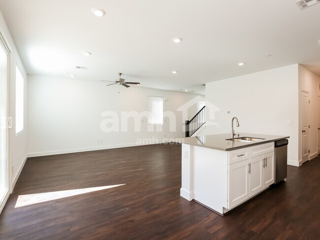 648 N Water St, Henderson, NV 89015 | Apartments.com