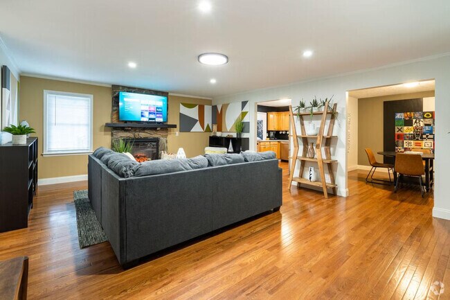 Crabapple Falls Corporate Housing - Woodstock, GA - Updated Today ...