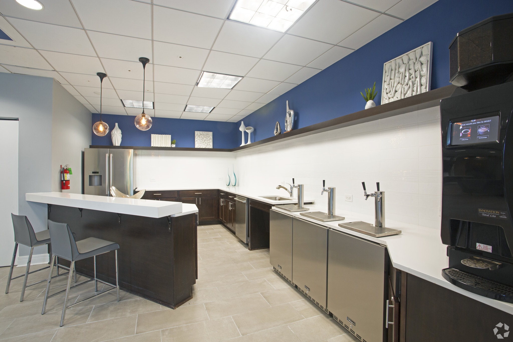 ReNew Wheaton Center - 2-6 WHEATON Ctr WHEATON, IL 60187 | Apartments.com