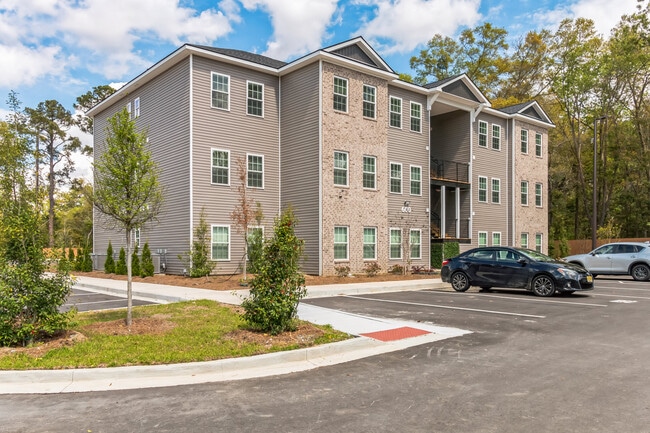 Hunter Army Airfield Apartments for Rent with EV Charging - Hunter Aaf ...