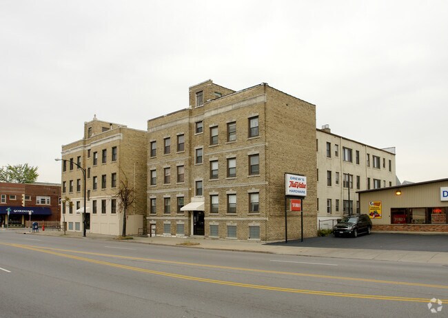 The Towers Apartments - Buffalo, NY | Apartments.com