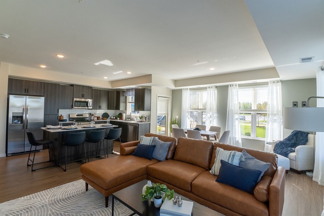 THE PLAZA at Hazeltine Apartments - 1130 Hazeltine Blvd Chaska, MN ...