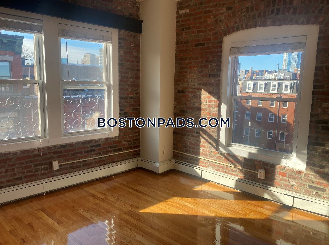 28 Fleet St Unit 3, Boston, MA 02113 - 28 Fleet St Boston, MA 02113 ...