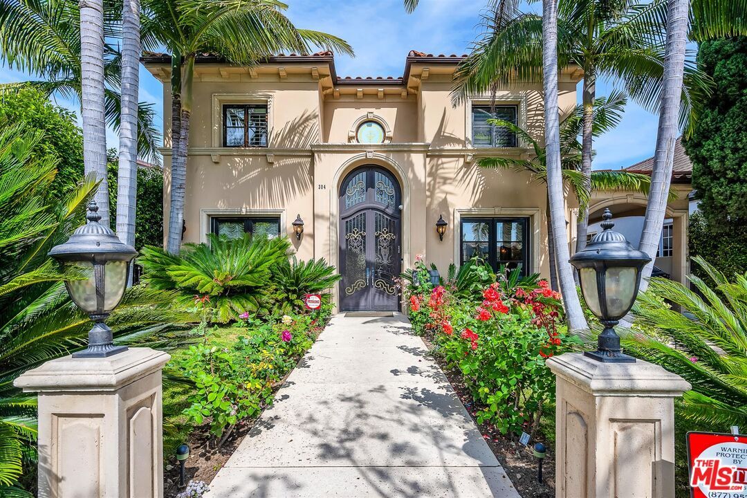 304 N Oakhurst Dr, Beverly Hills, CA 90210 - House Rental in Beverly ...