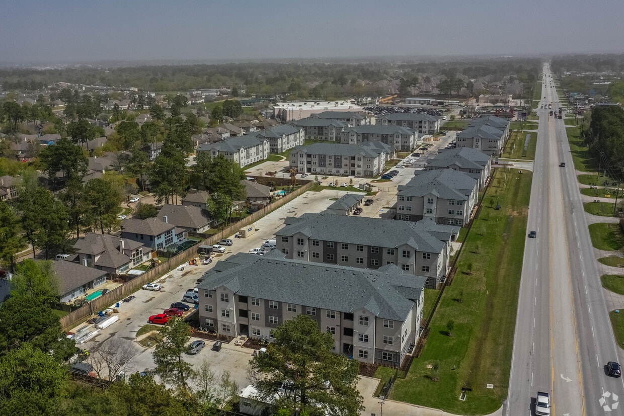 Royal Spring - 4910 Spring Cypress Rd Spring, TX 77379 | Apartments.com