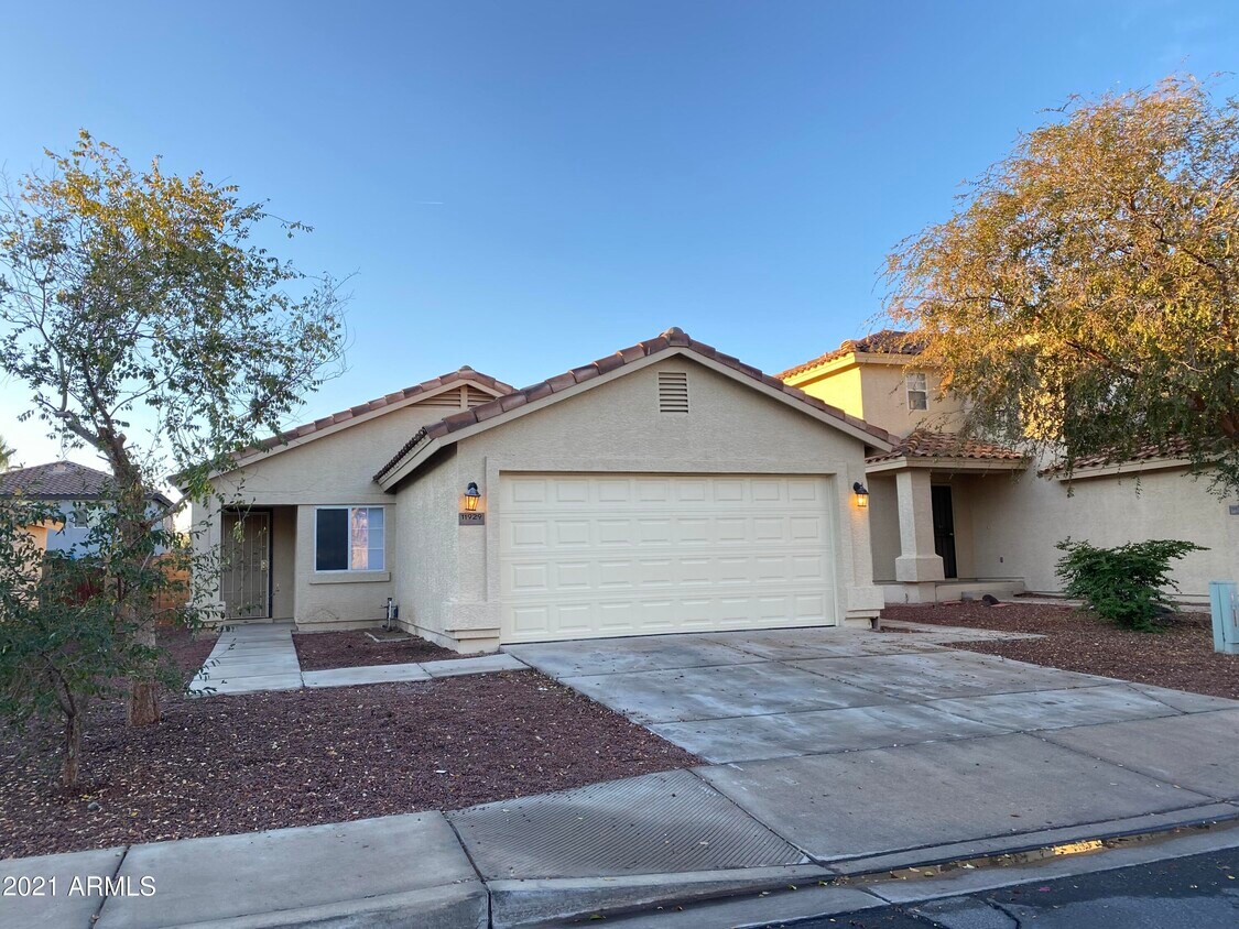 11929 W Larkspur Rd, El Mirage, AZ 85335 - House Rental in El Mirage ...