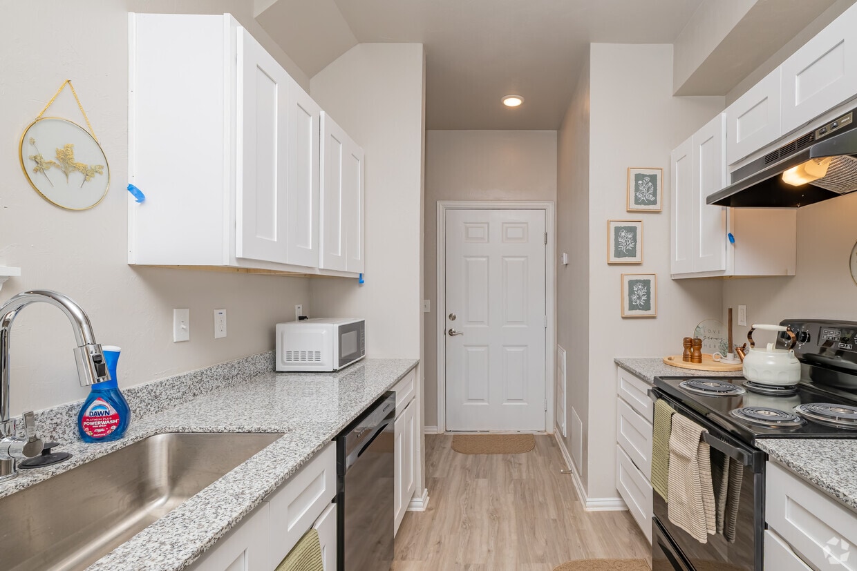 Avalon At OKC I & II Houses for Rent - Oklahoma City, OK | Apartments.com