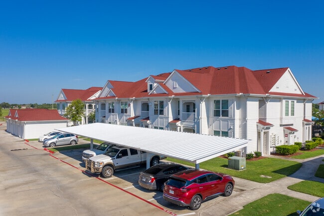 Summer House Apartments - Angleton, TX | Apartments.com
