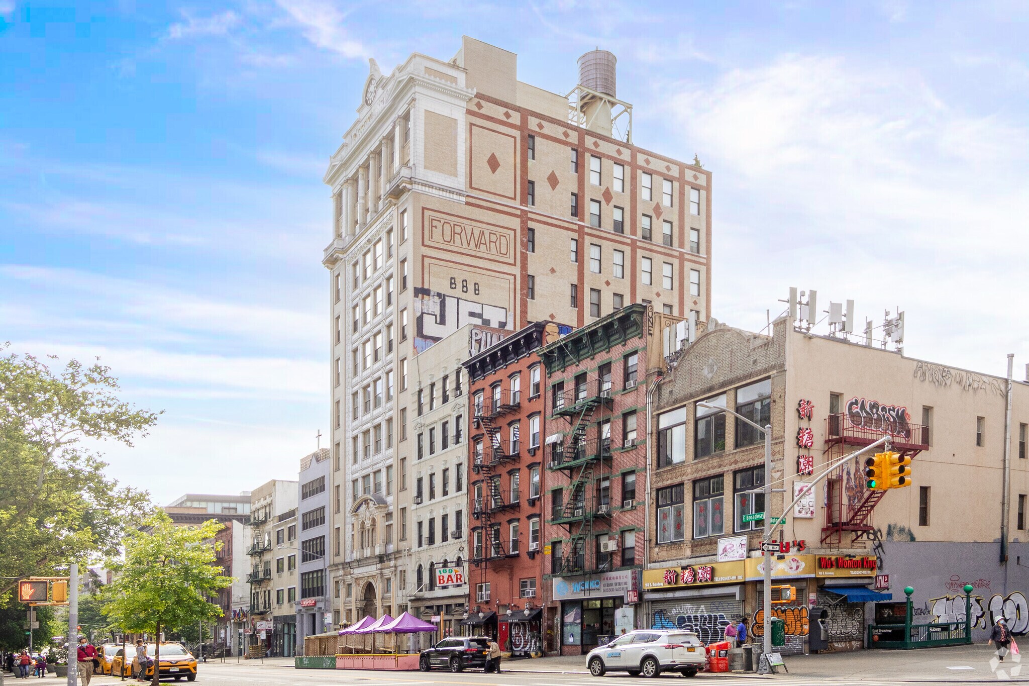Forward Building - 175 E Broadway New York, NY 10002 | Apartments.com