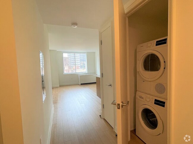 Sutton Place Apartments for Rent with High Ceilings - New York, NY - 2 ...