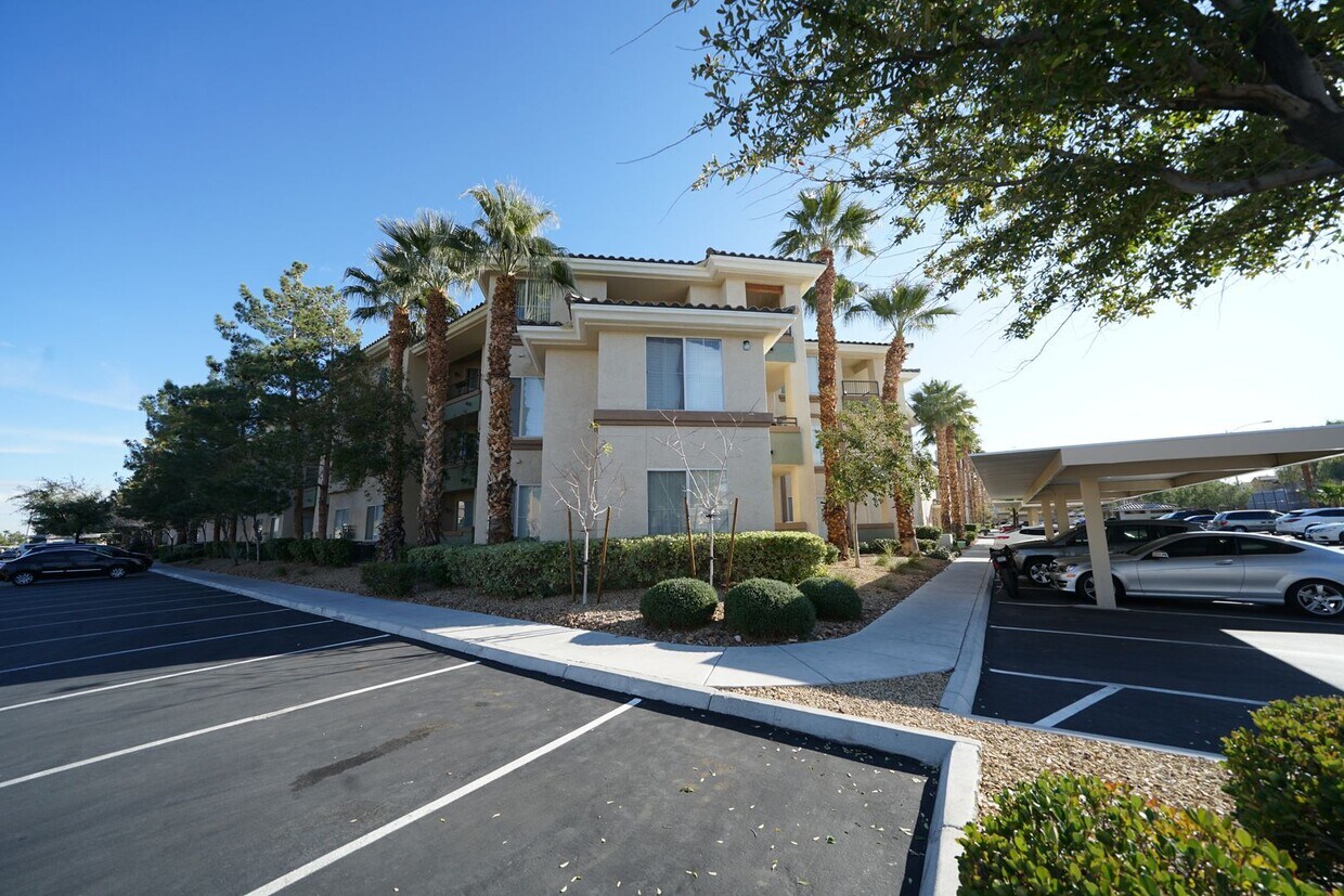 7127 S Durango Dr Unit 106 - Bldg #7, Las Vegas, NV 89113 - Condo for ...