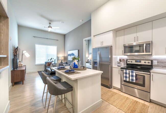 Bryan Place Apartments for Rent with High Ceilings - Dallas, TX ...