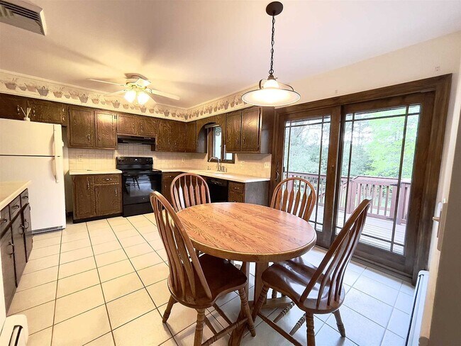 9 Panessa Dr, Poughkeepsie, NY 12603 - House Rental in Poughkeepsie, NY ...