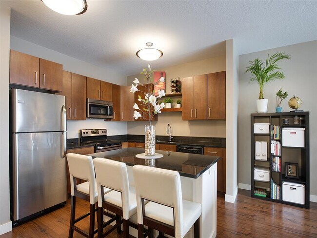 Be @ Axon Green Apartments - 3144 Chowen Ave S Minneapolis, MN ...