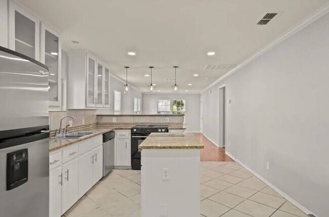 3003 E Martin Luther King Jr Blvd, Austin, TX 78702 - House Rental in Austin, TX | Apartments.com