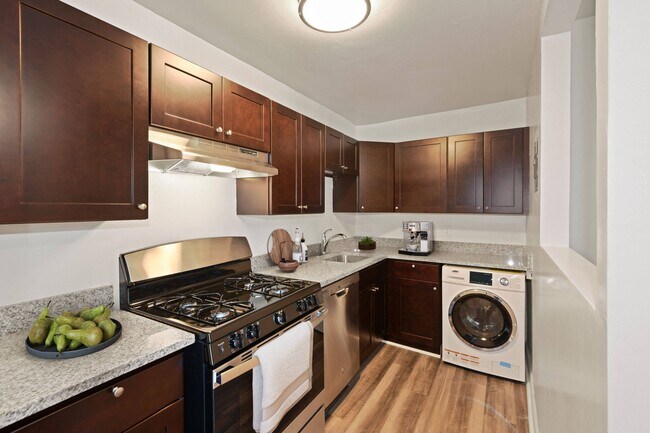 Laurel Pines - Apartments in Laurel, MD | Apartments.com