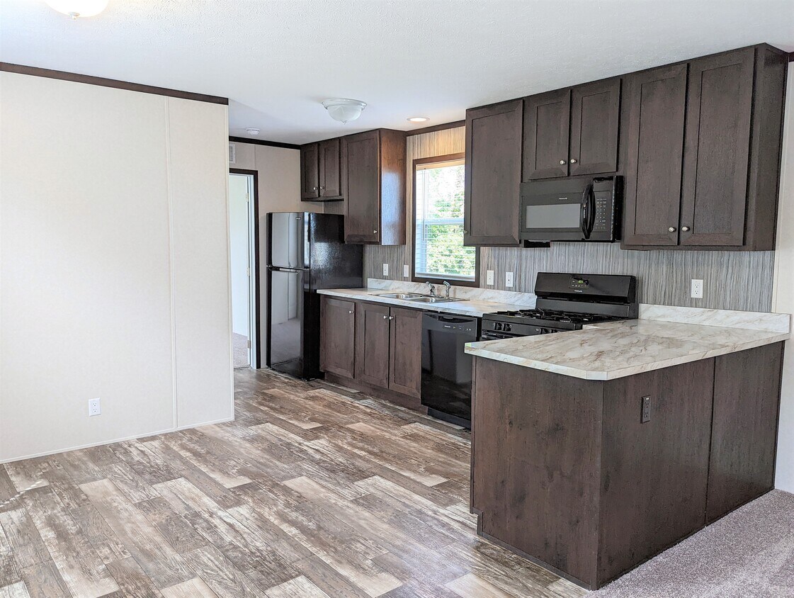 692 Oregon St, Belleville, MI 48111 - House Rental in Belleville, MI | Apartments.com