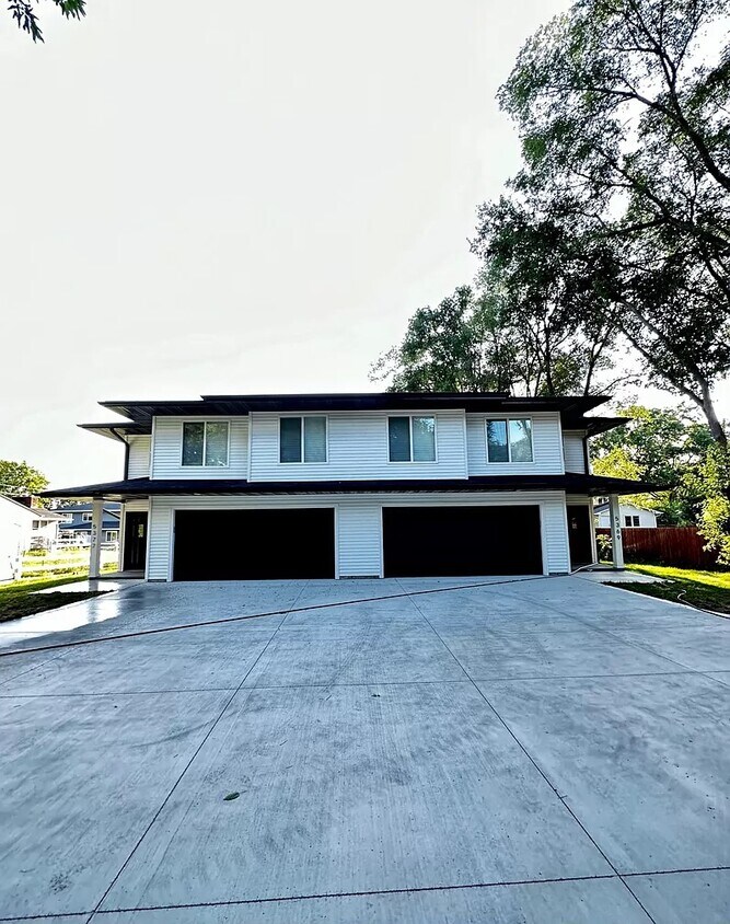 5369 NW 57th Ave, Johnston, IA 50131 - Townhome Rentals in Johnston IA | Apartments.com