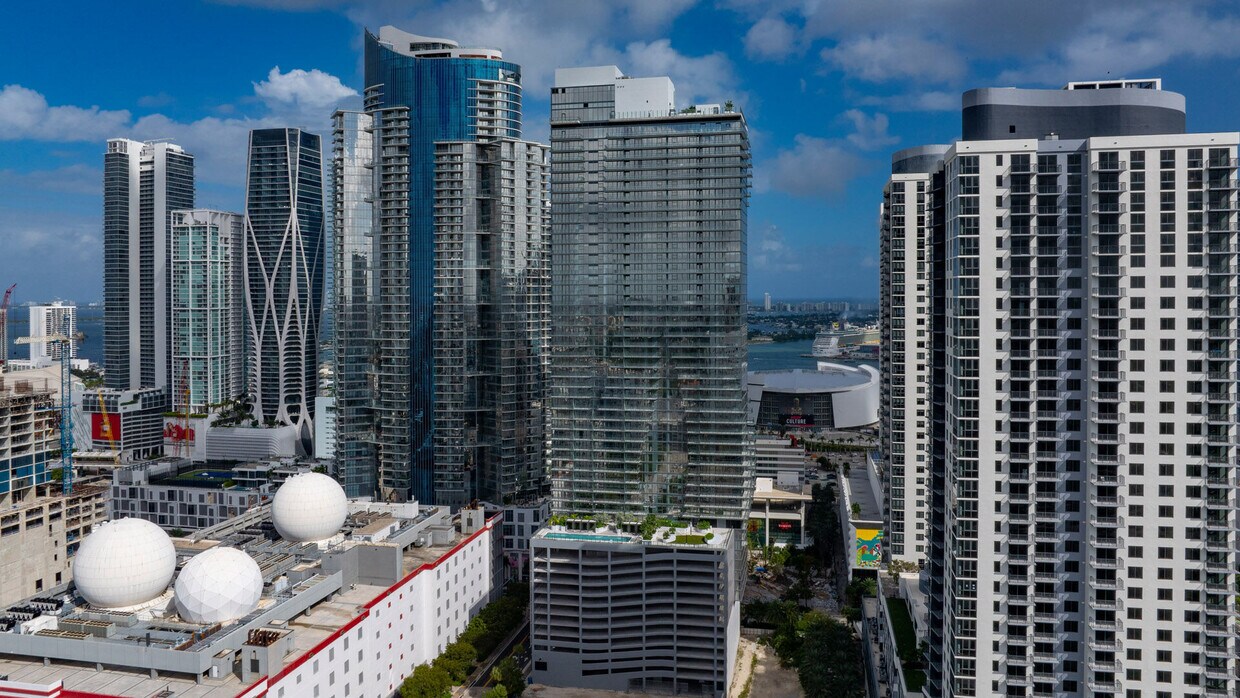 Miami World Tower - Apartments in Miami, FL | Apartments.com