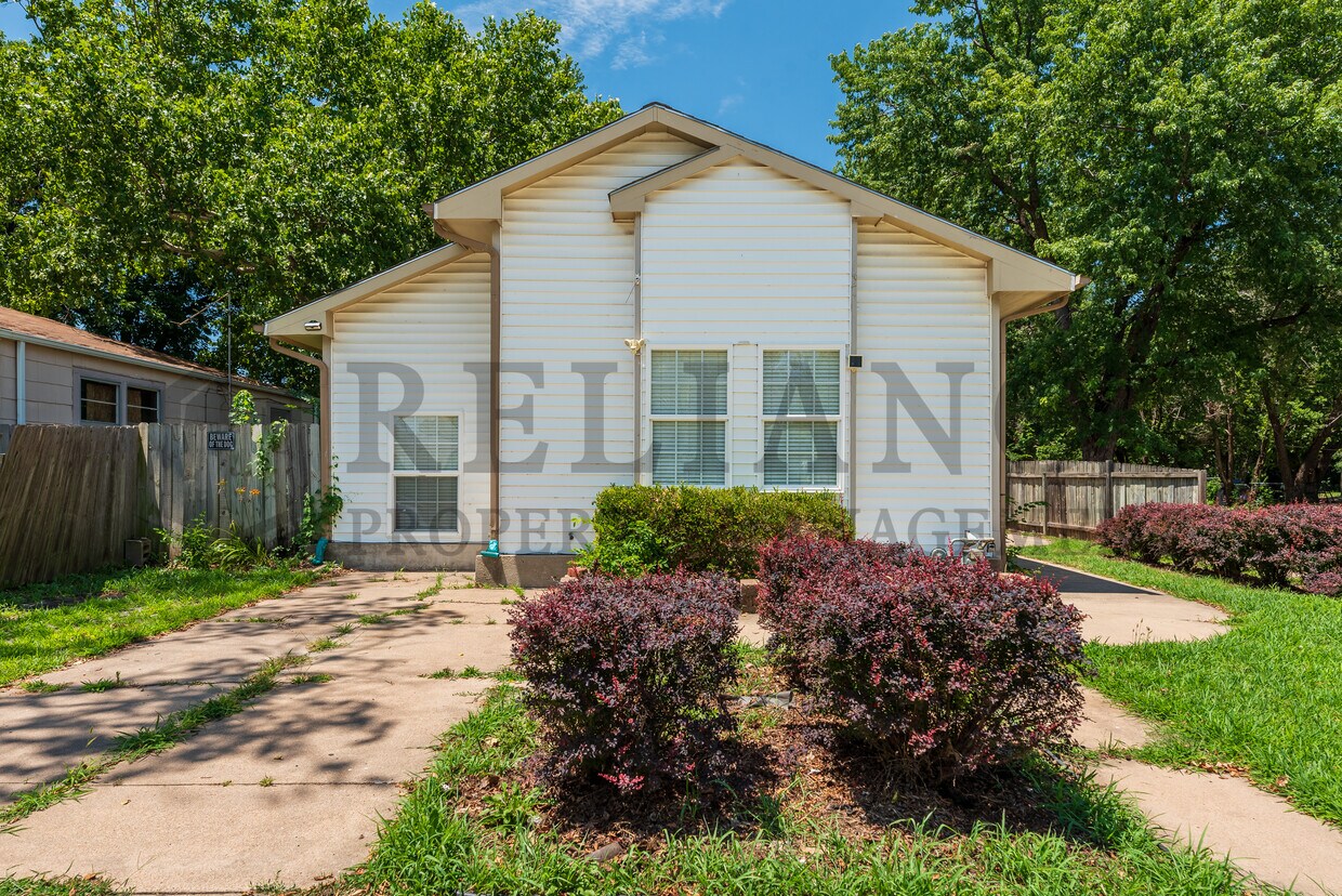1901 S Spruce St, Wichita, KS 67211 - House Rental in Wichita, KS ...