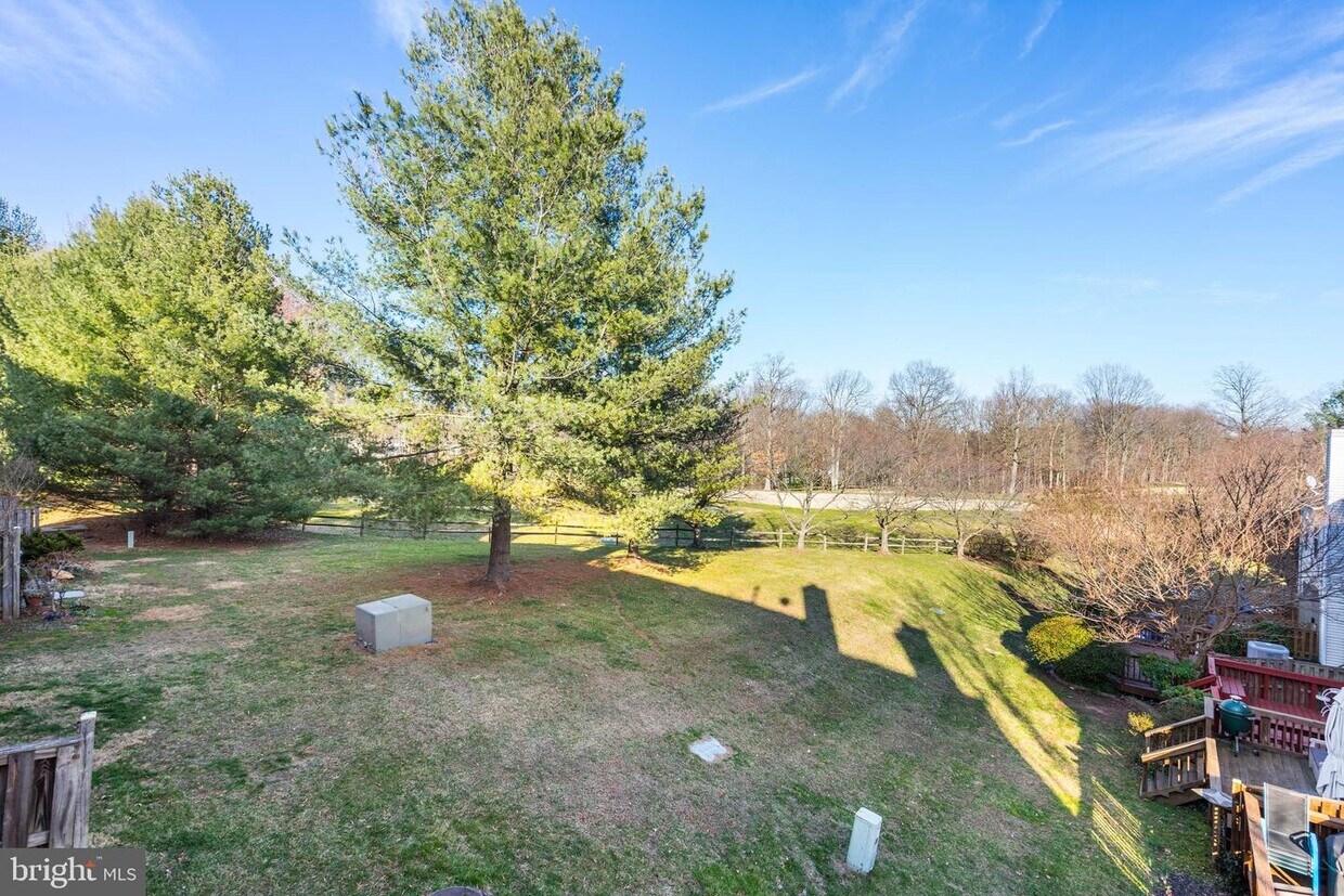 12111 Wedgeway Pl, Fairfax, VA 22033 - Townhome Rentals in Fairfax VA ...