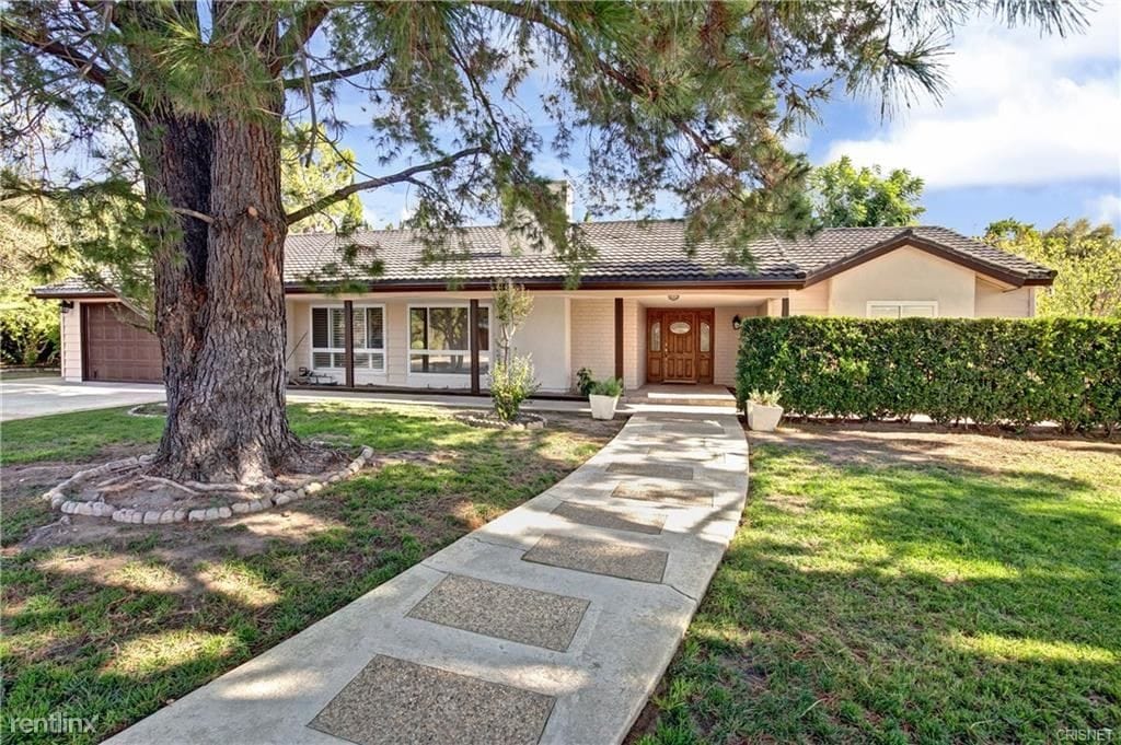 10330 Oso Ave, Los Angeles, CA 91311 - House Rental in Los Angeles, CA ...