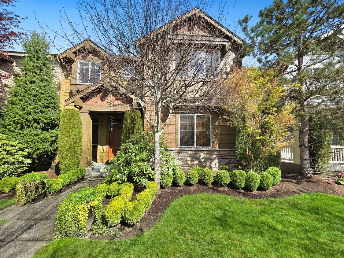 10648 Eastridge Dr NE, Redmond, WA 98053 - House Rental in Redmond, WA ...