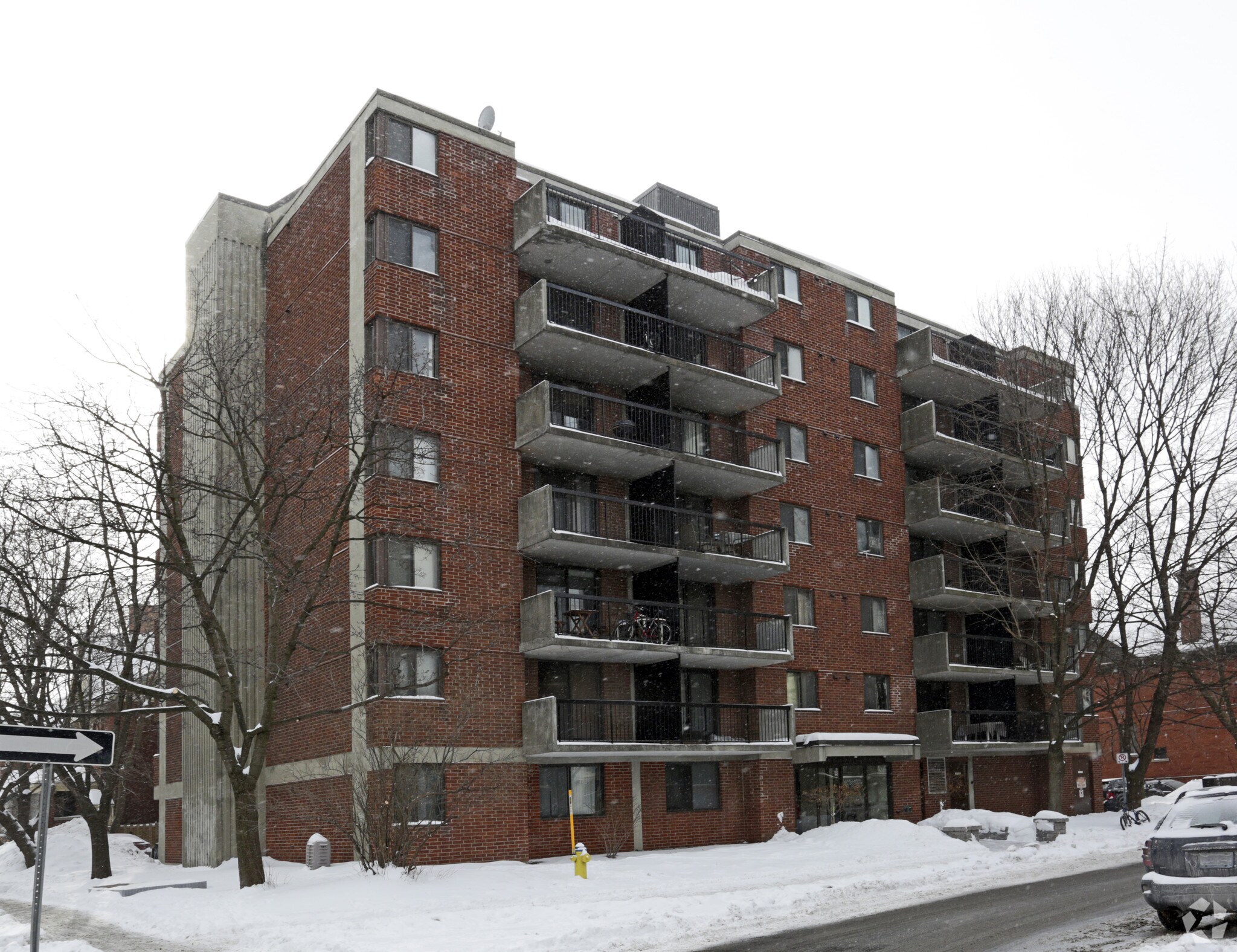 Maclaren O'Connor Place Appartements - 320 Maclaren St Ottawa, ON ...